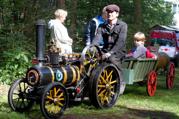 Dampf- und Glühkopf-Show 2025 - AUTO & TRAKTOR MUSEUM Bodensee